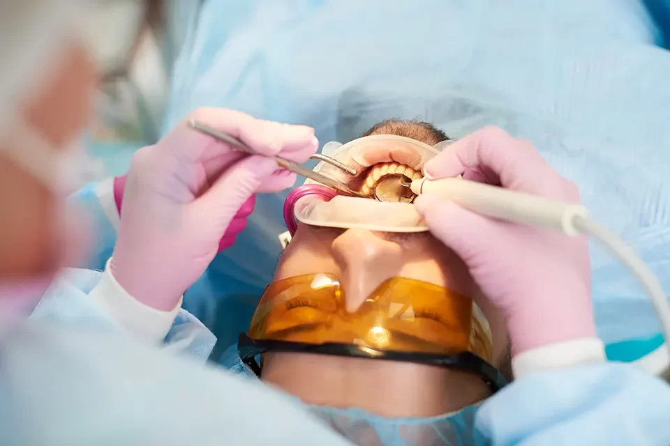 Oral Surgery - Dentiflow Dentistry - Dentist in Thornhill, Vaughan